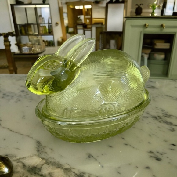 Le Smith | Dining | Vintage Le Smith Bunny Rabbit On Nest Green Clear ...
